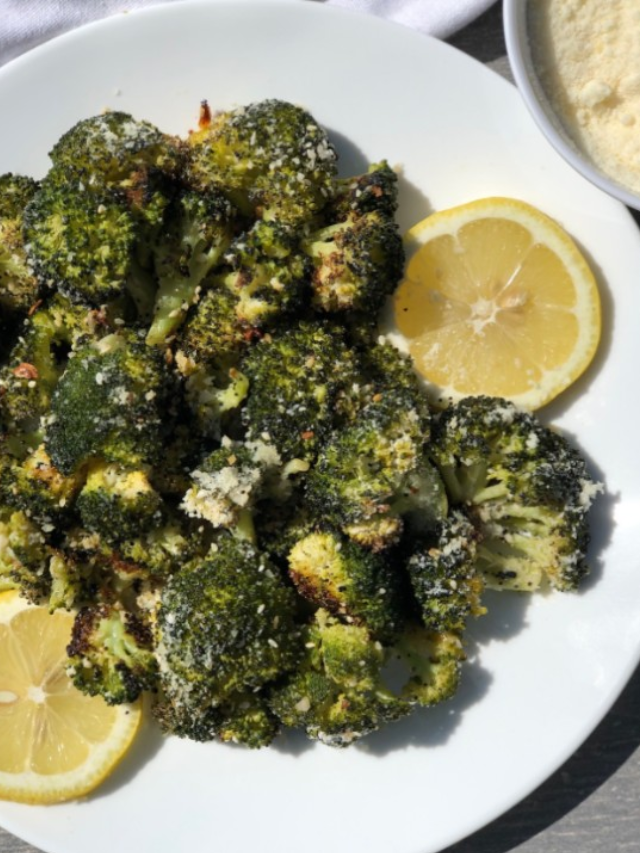 Lemon and Parmesan Oven Roasted Broccoli - Curbing Carbs